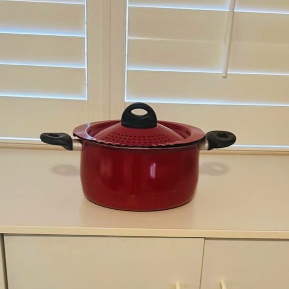Kitchen | Red Cookware Pasta Roast Pot With Lid | Poshmark